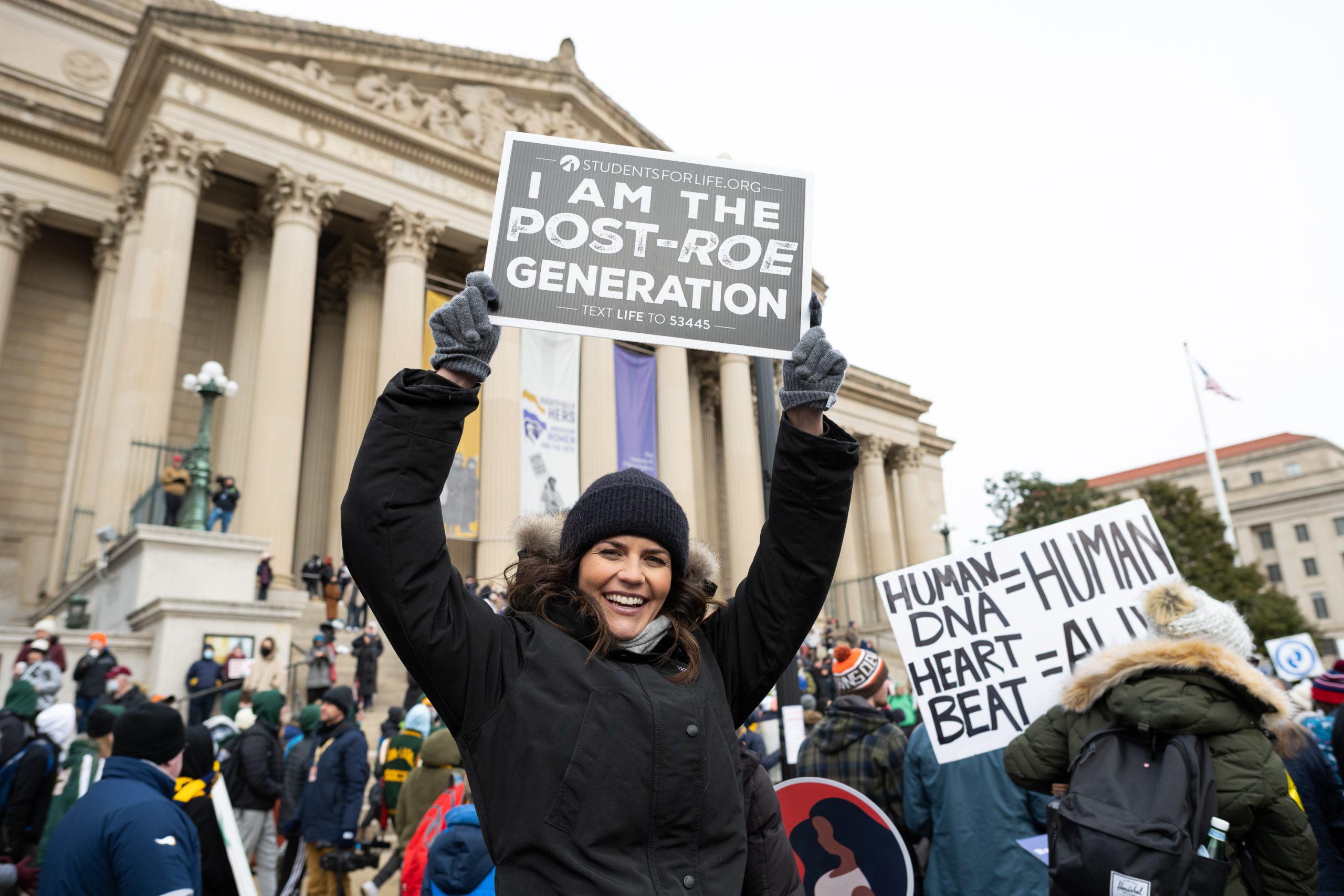Cissie Graham Lynch - PRESS ROOM